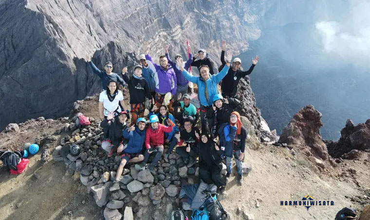 Pendakian Ekstrem Gunung Raung, Uji Nyali di Jalur Terjal